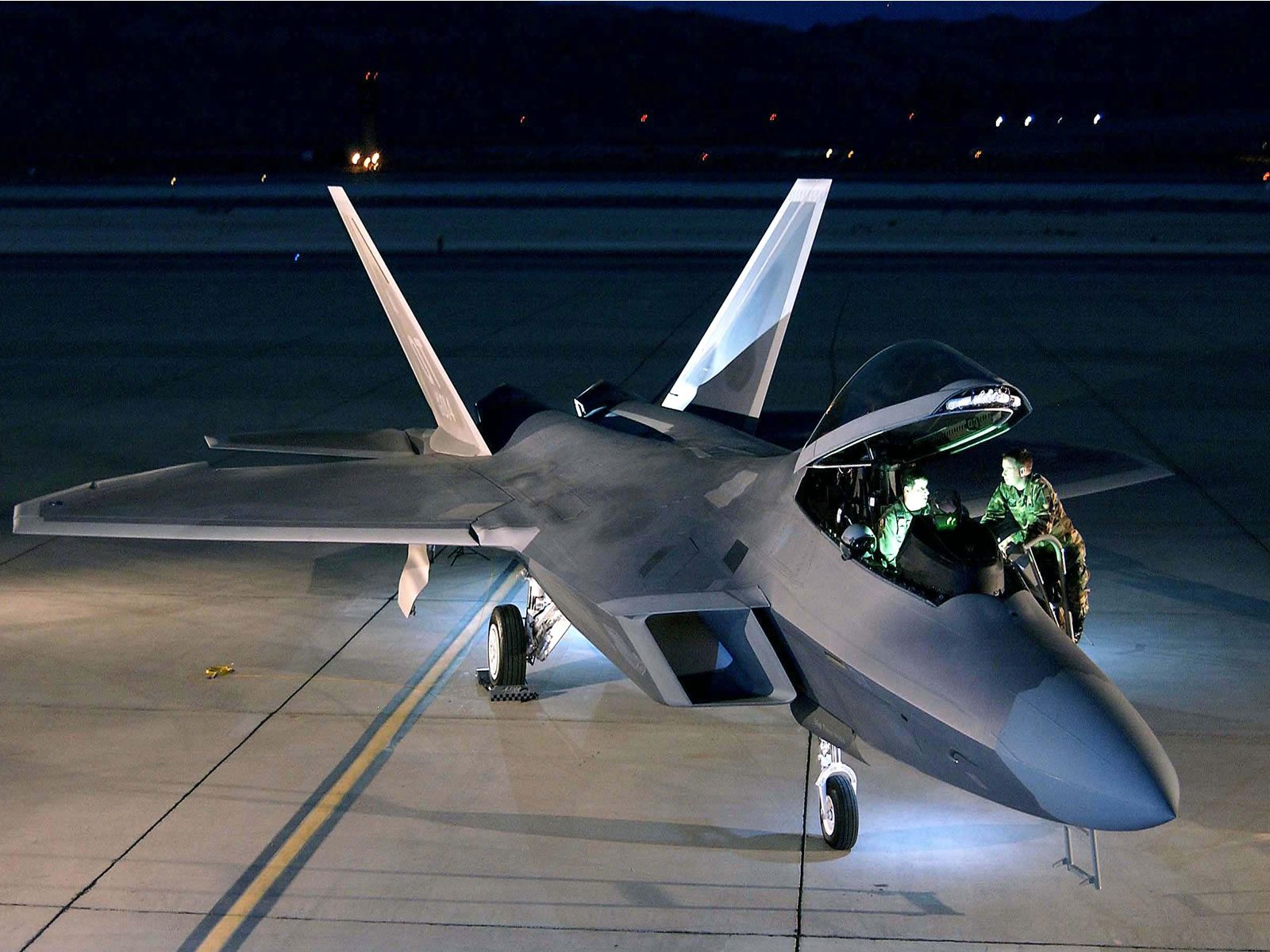 Top 10 Most Expensive Military Planes Manufactured In America in 2024 ...