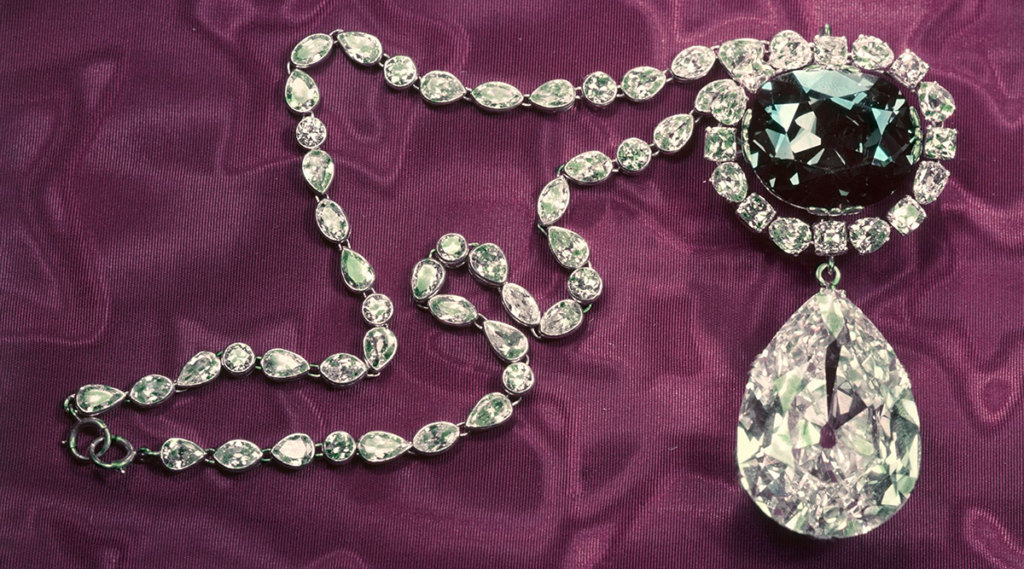 Top 10 Most Expensive Christmas Gifts In The World in 2024 ...